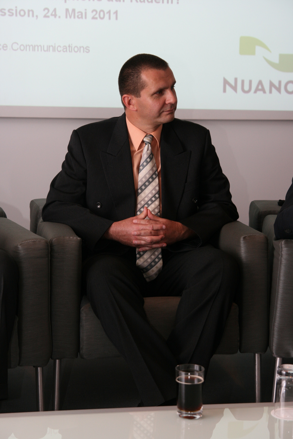 Nuance initiiert Expertenforum zum Thema "das vernetzte Auto", Nuance ...